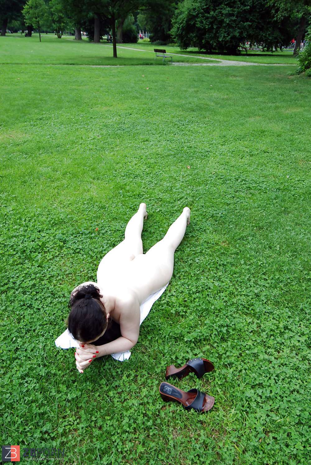 Nackt Im Stuttgarter Stadtpark Zb Porn