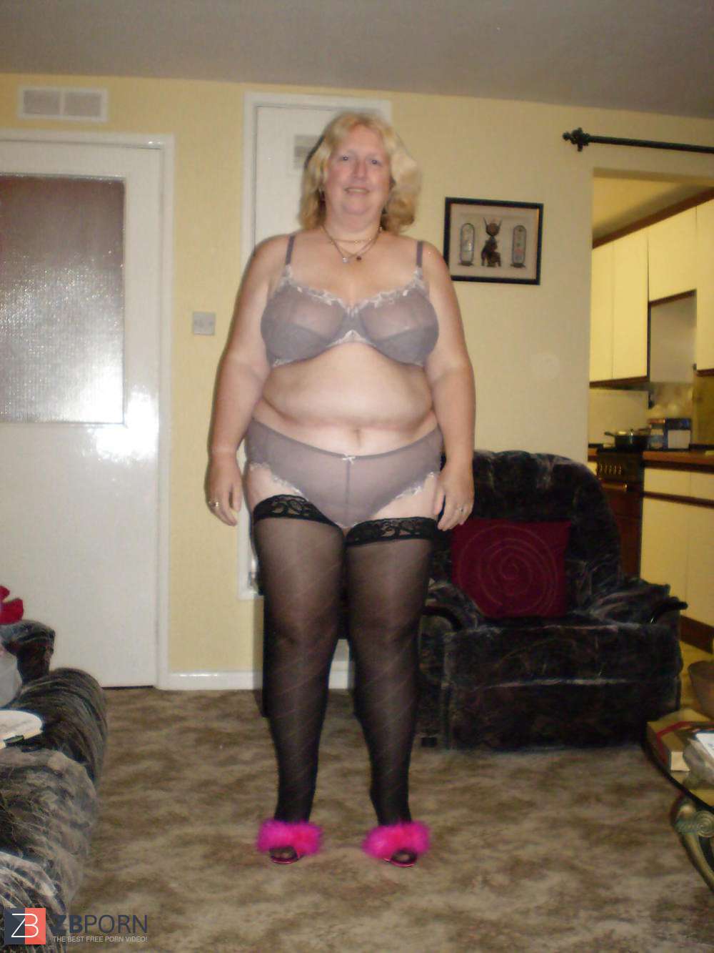 Smoking Super Hot Gilfs Vol I Zb Porn