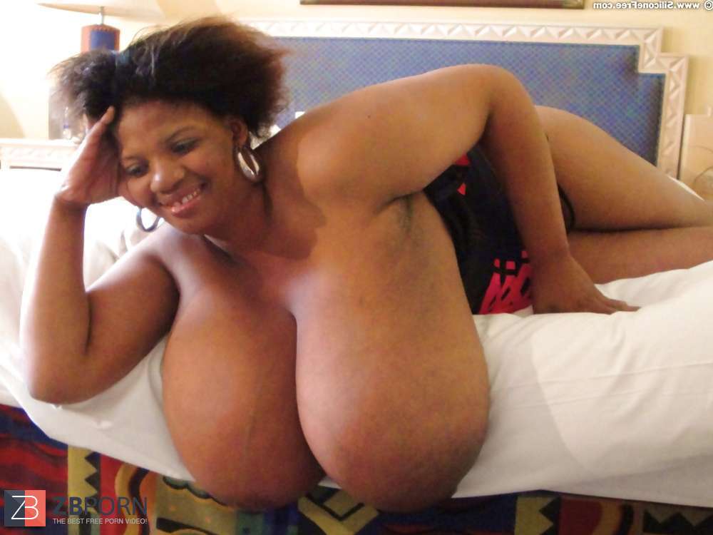 Enormous Ebony Udders Noleen Aka Xxboobs44dddxx Zb Porn