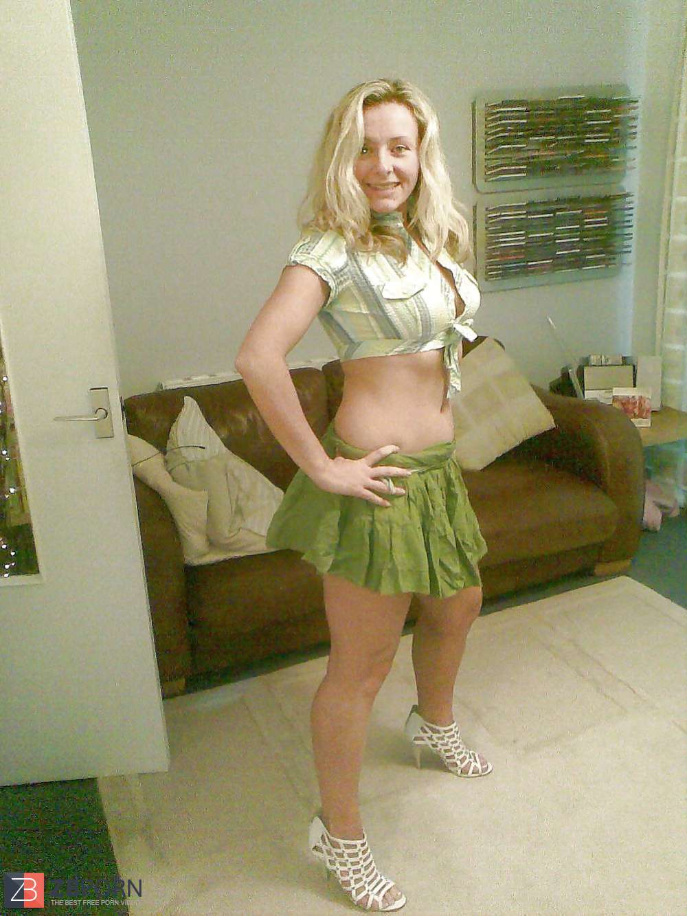 Mini Mini Skirt Mummy Zb Porn